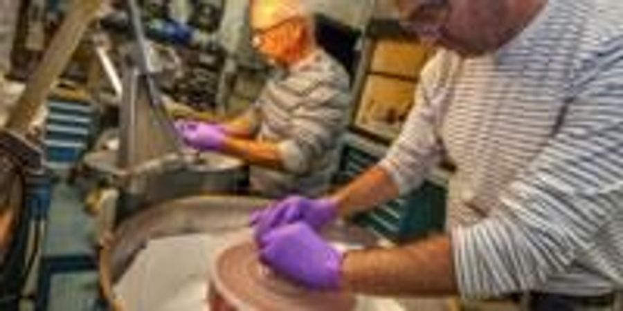 The Art of Hand-Polishing Precision Optics | Lab Manager