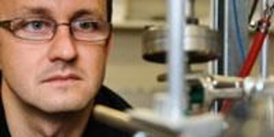 Engineering Professor Hopes to Improve Carbon-Capture with Patented ...