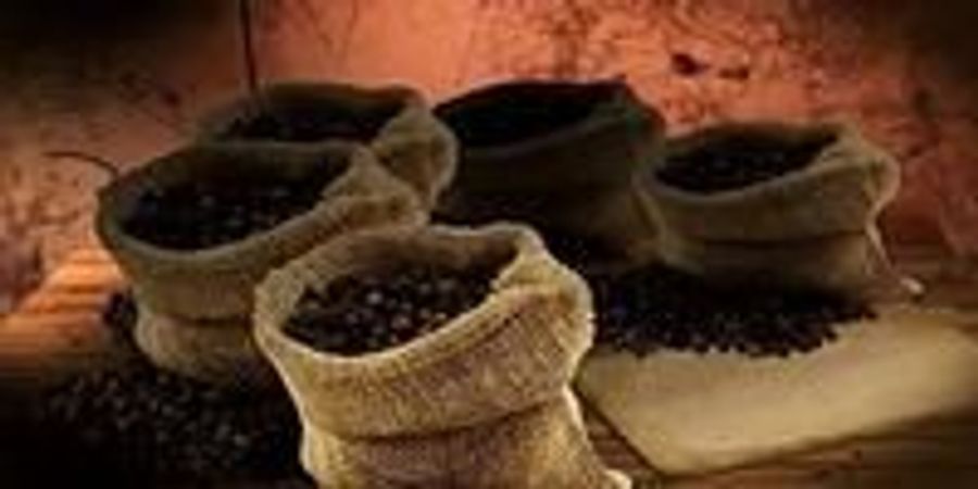 The Chemistry (and Fascinating History) of Pepper, the Spice that ...