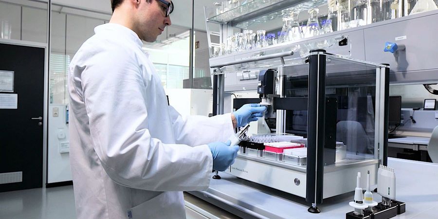 Automated Liquid Handling Meets Benchtop Application | Lab Manager