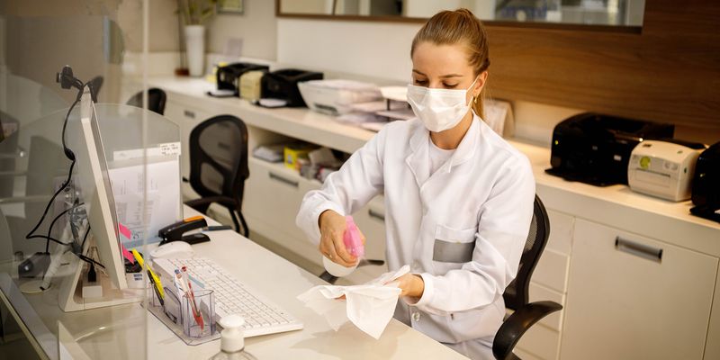 Clean Your Balance in 8 Easy Steps | Lab Manager