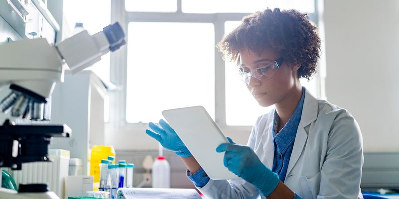 The Benefits of Data-Driven Asset Management | Lab Manager