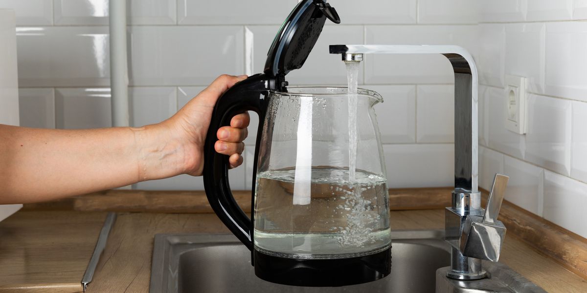 Boil Water In Plastic Kettle