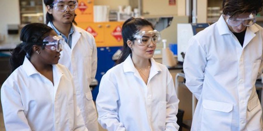 Top 5 Lab Safety Tips from a PPE Manufacturer | Lab Manager