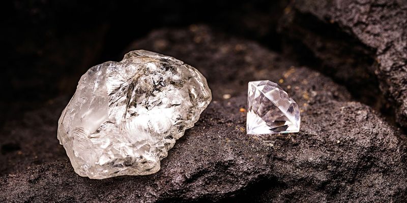 New Laser Technique Achieves Atomic-Scale Precision on Diamond Surfaces ...