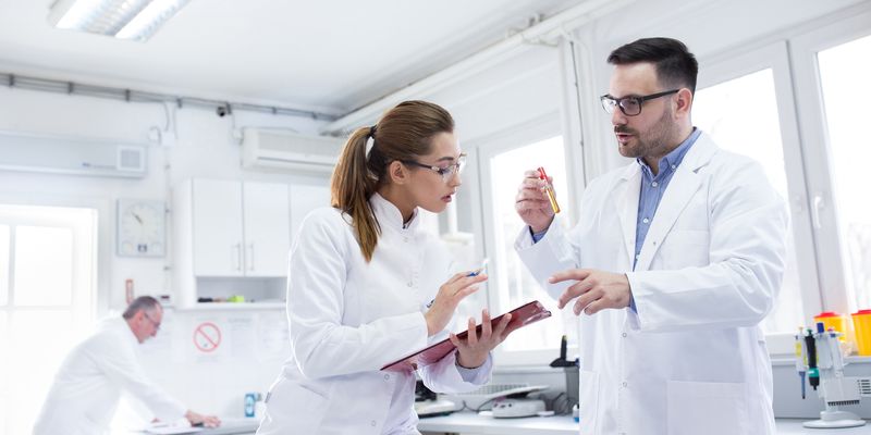 Labs Need Technical Specialists and Broad Generalists | Lab Manager