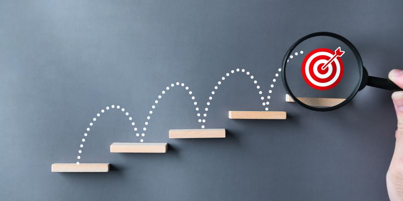 Goal Setting: Strategies for Achieving Success in Your Lab | Lab Manager