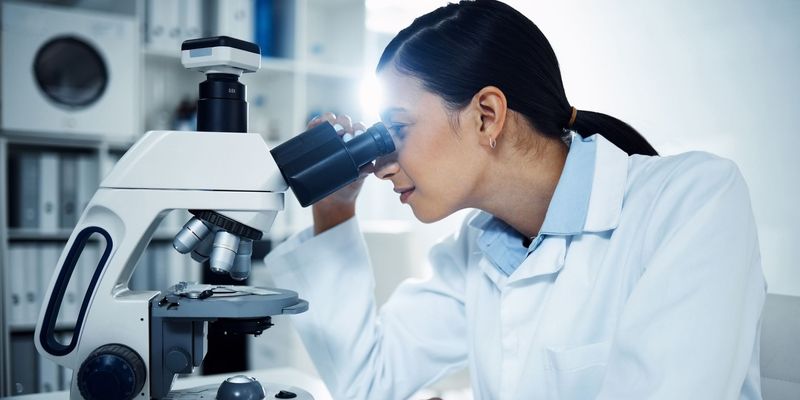 Revolutionary Hybrid Microscope Unveils 3D Molecular Imaging | Lab Manager