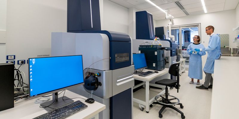 Managing an Industrial Analytical Lab: Strategies for Success | Lab Manager