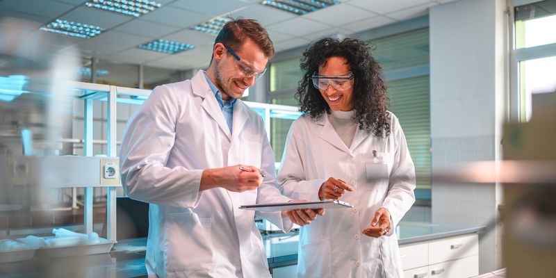 The Power of Positive Lab Culture in Science | Lab Manager