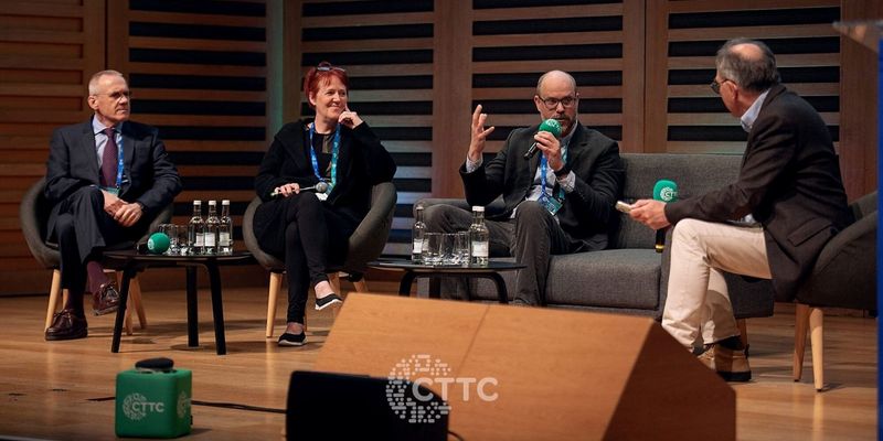 Navigating Regulatory Obstacles to AI Adoption in Clinical Trials | Lab ...